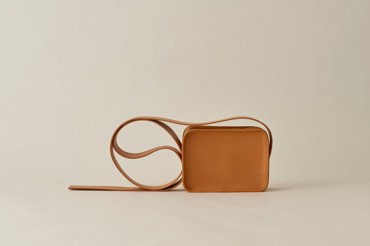 【LIMITED】 Leather Shoulder Mini Book Bag / CAMEL -EARTH LEATHER ...