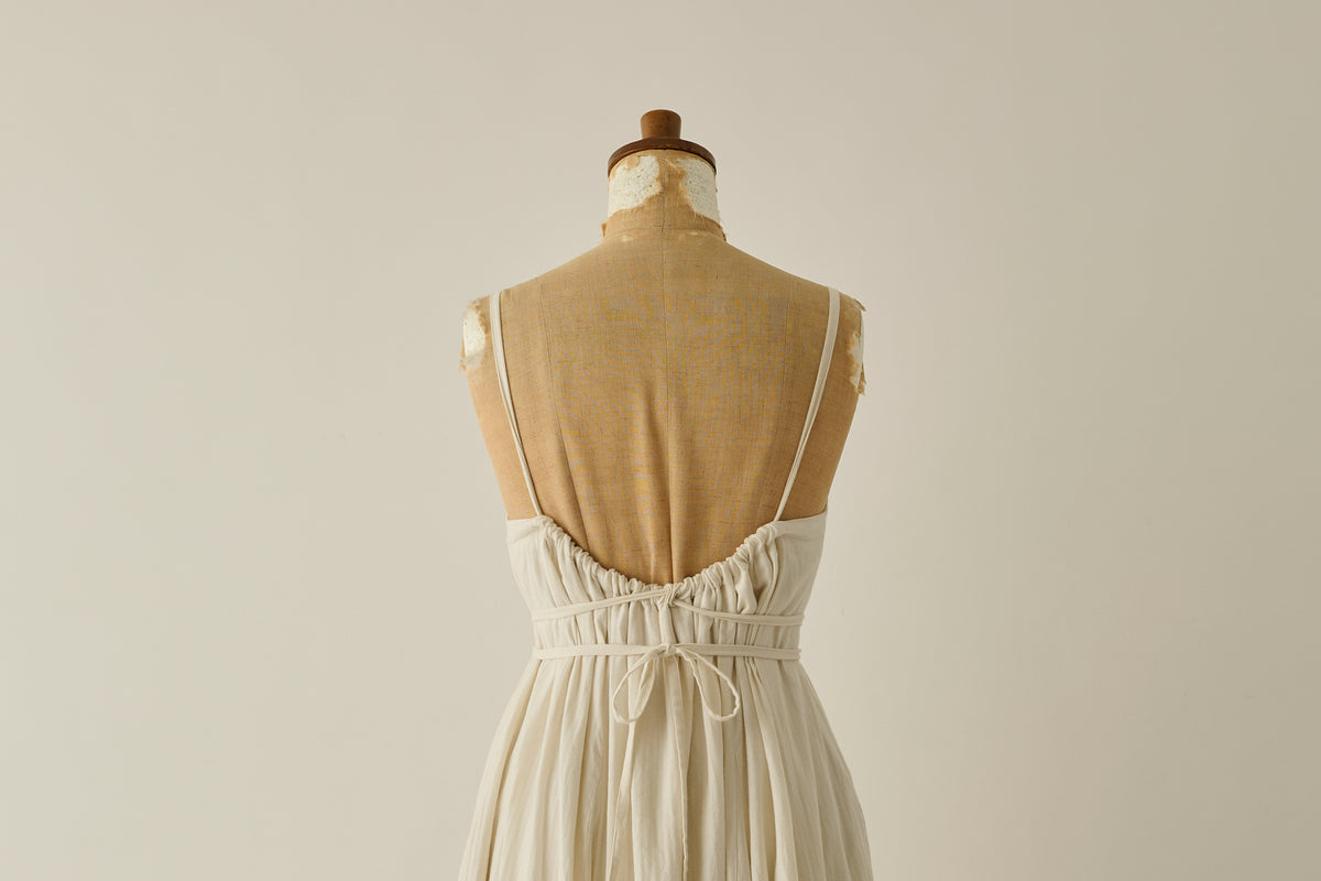 Calm Dress shiro │ LIFESTYLIST