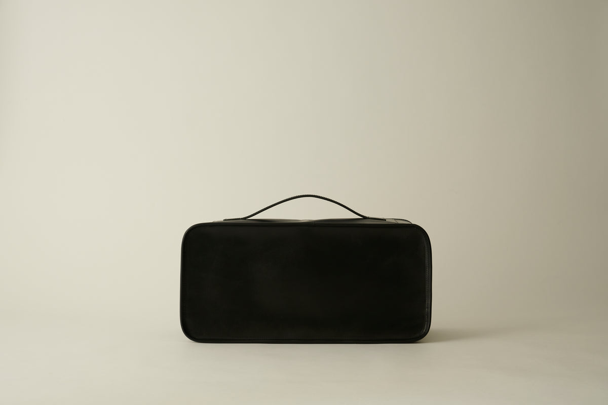 Leather Travel Box Bag / Large │ LIFESTYLIST